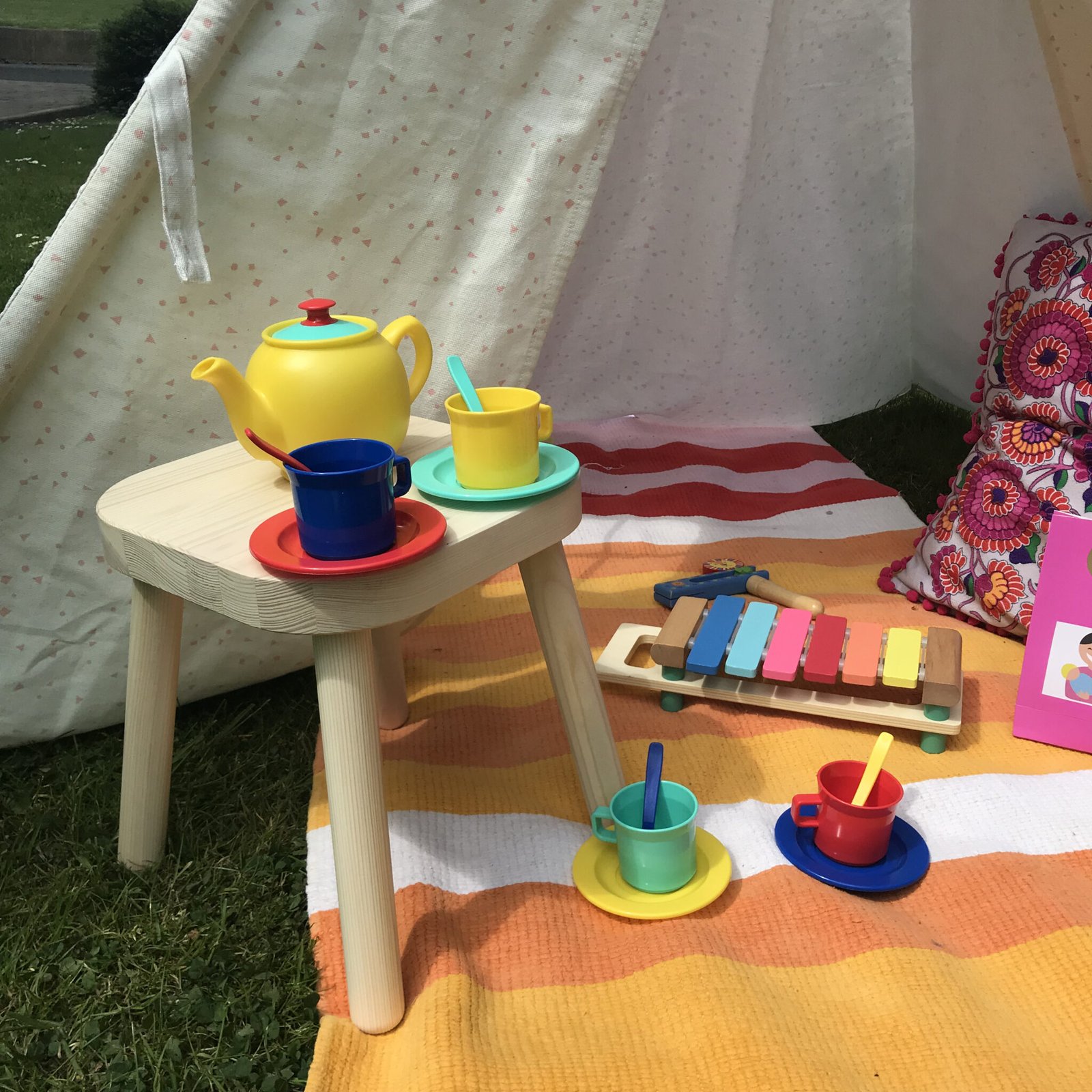 Childcare at your Conference Event - Elisa Babysitting & Childcare